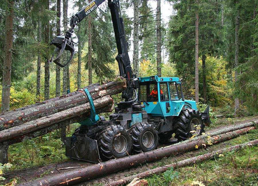 HSM 904 6WD - HSM Hohenloher Spezial-Maschinenbau GmbH & Co. KG ...